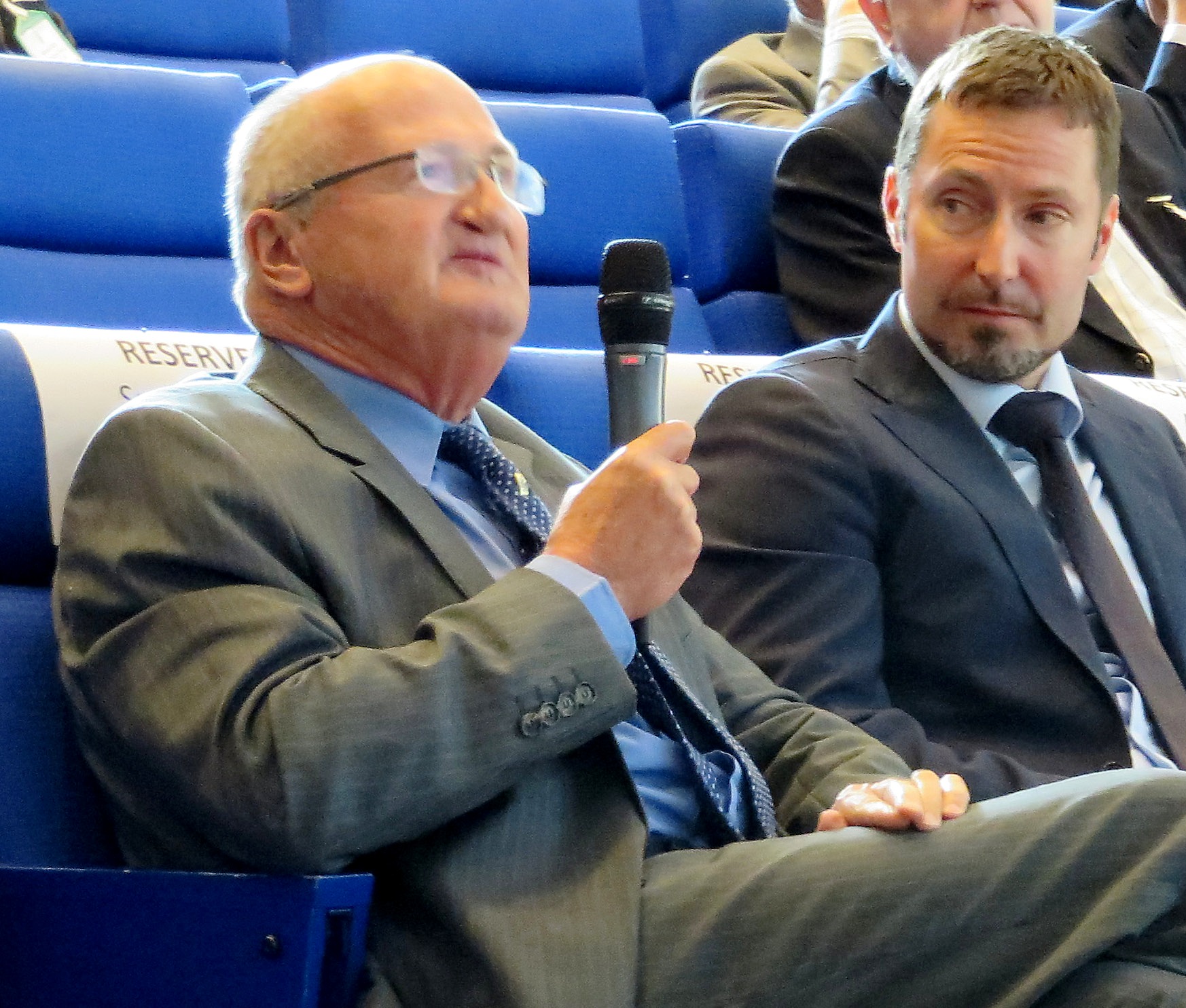 Professor_Martin_van_Creveld_and_LtCol_ Mikael_Dorn – KUNGL ...